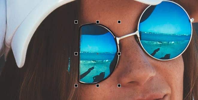 Applying effects with interactive lenses - Corel Discovery Center