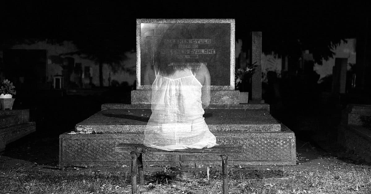 Creating a Ghost Effect - Corel Discovery Center