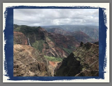 Adding picture frames to your photos - Corel Discovery Center