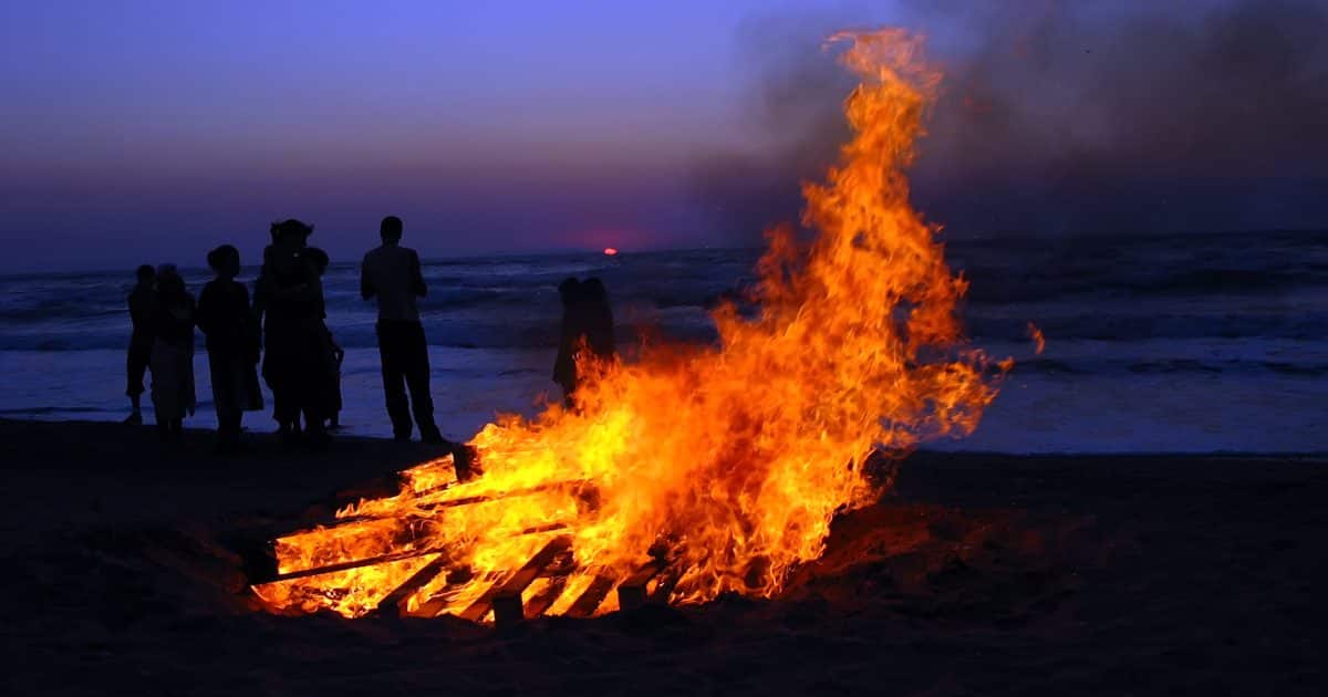 Using natural light for night photography - Corel Discovery Center