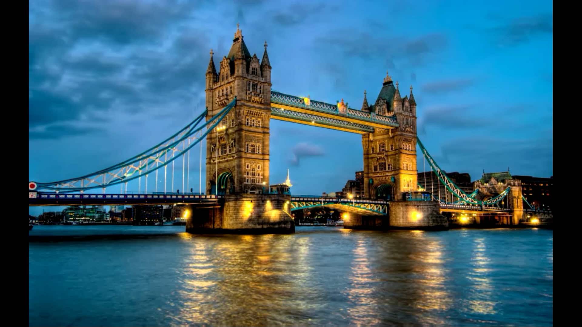 London bridge - Corel Discovery Center